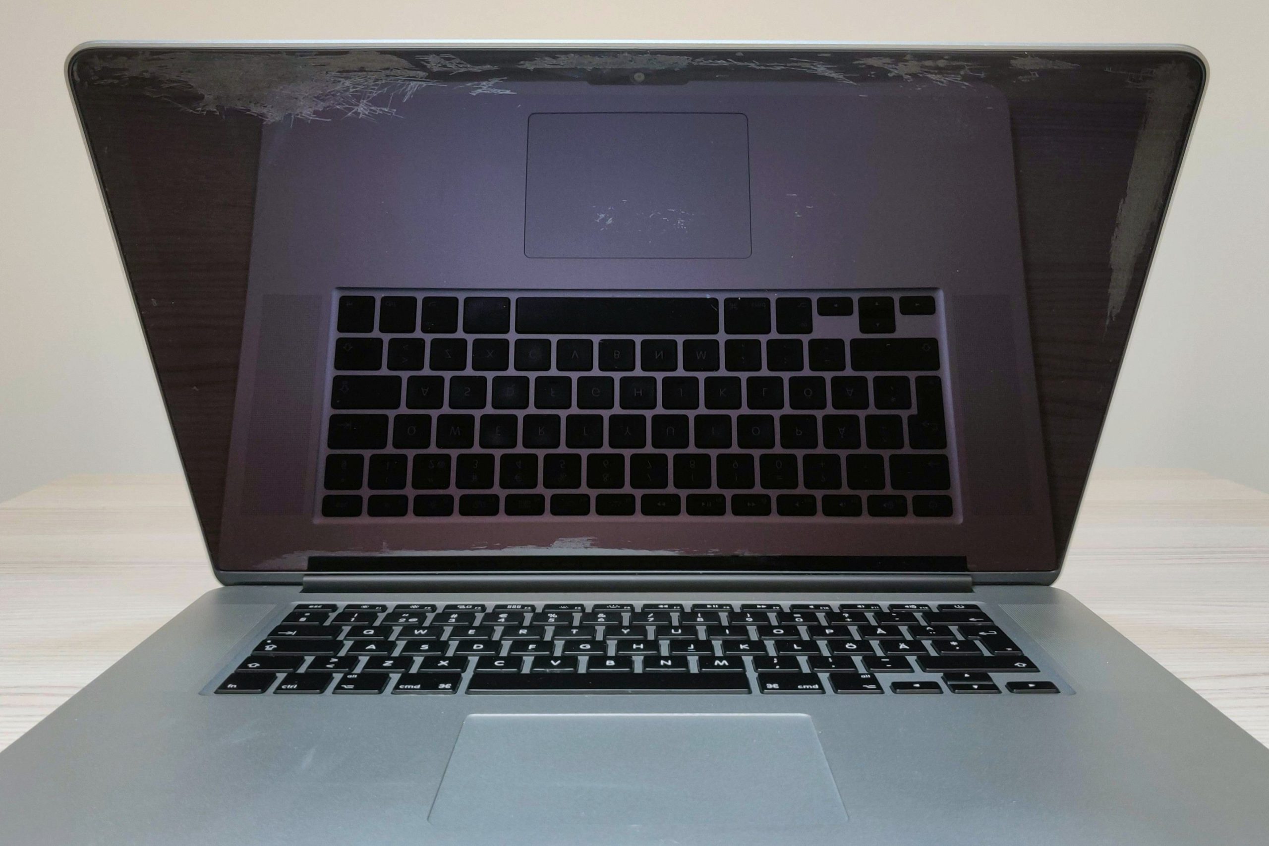 Laptop grading guide | Foxway Reseller Store