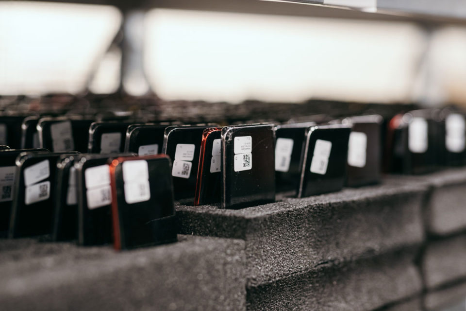 Mobile device grading guide | Foxway Reseller Store